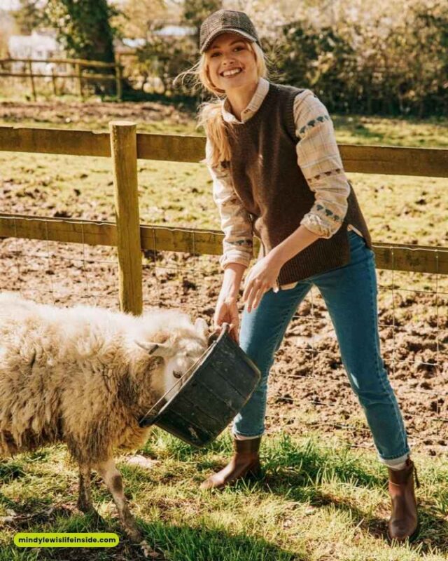 10 Farm Life Dress To Impress Outfit Ideas For 2025