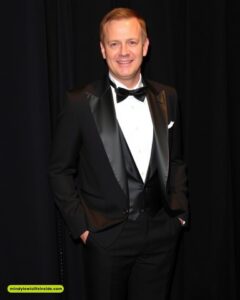 . 7 Exceptional Orchestra Concert Outfit Ideas For Everyone